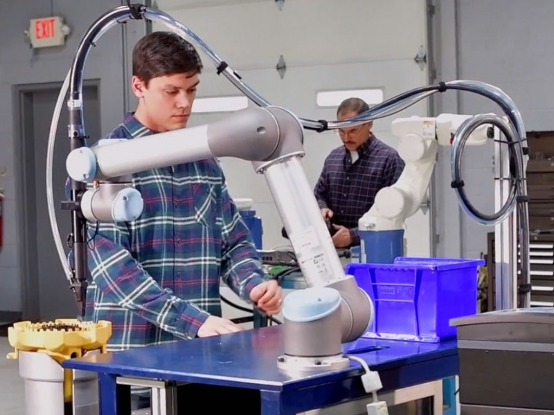 Collaborative Robot Fastening System for Advanced Assembly - Tech Briefs