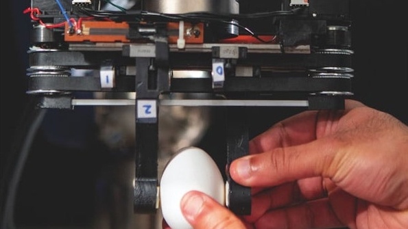 Dynamic Gripper Mimics Adjustable Grip of the Human Hand - Tech Briefs